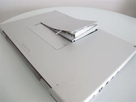 THE OFFICIAL LUKIAN BLOG Macbook Pro Explodes