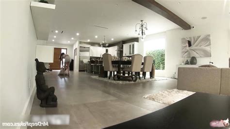 Face Swap Selena Gomez Bought A New Fuck Machine For Self Pleasure SexCelebrity