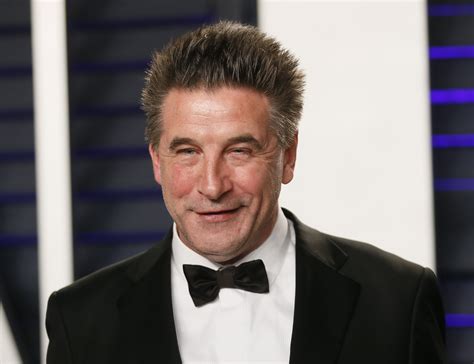 알렉 볼드윈은 비극적 인 사건 이후 산타 클로스로 돌아온다 Infobae