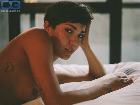 Fo Porter Nude Pictures Photos Playboy Naked Topless Fappening