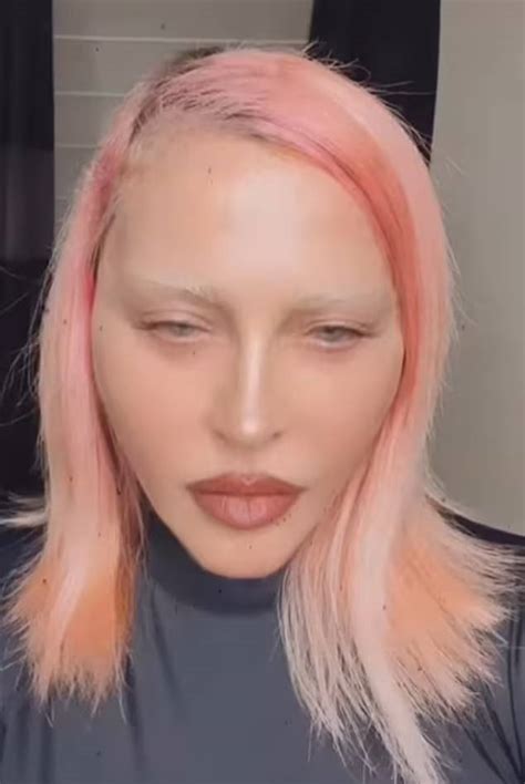 سلبریتی هایی که با سفید کردن ابروهای خود به جدیدترین مد ابرو روی آوردند