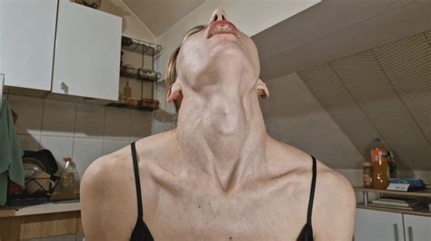 Squeeze Me With Passion KarateMistress Clips4sale