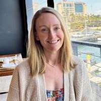 Katie Buzas I Help Companies Close The Gap Between Product Story And