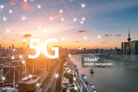 5g 네트워크 무선 시스템과 현대 도시 스카이라인과 사물의 인터넷 5g에 대한 스톡 사진 및 기타 이미지 5g 도시 0명 Istock