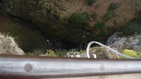 Na Dně Macochy Našli Mrtvou ženu Jedná Se O Matku Oběti Střelby Na Fakultě Pražský Deník