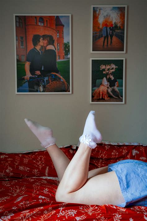 Pambondifeet Photos Download The Best Free Pambondifeet Stock