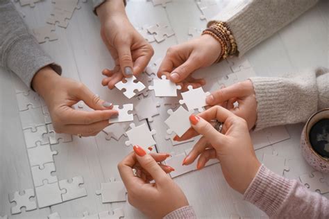 Creating Connectedness In A Hybrid Environment