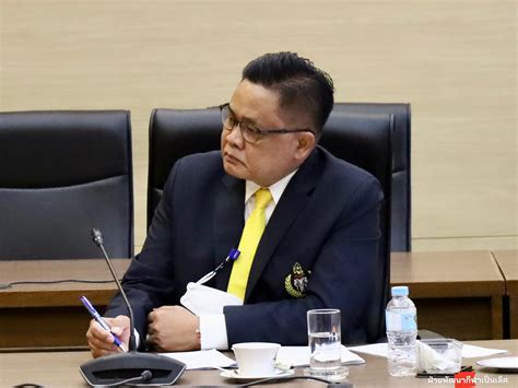 พลเอกวิชญ์ เทพหัสดิน ณ อยุธยา เลขาธิการคณะกรรมการโอลิมปิคแห่งประเทศไทยฯ ประธานการประชุมการเตรียม