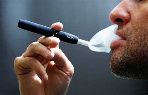 آیکاس چیست ؟ تجربه جدید سیگار کشیدن با Iqos 1402 بدون ضرر