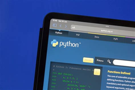年開始Python エンジニア認定データ分析実践試験 と公式教科書Python エンジニア認定データ分析試験との違いも解説