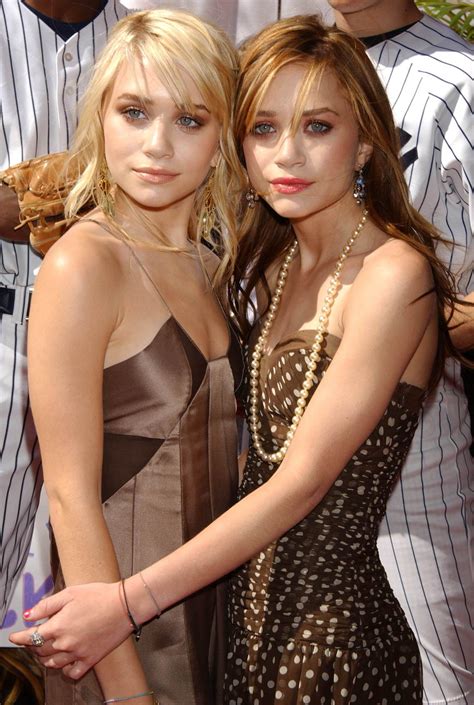 Mary Kate And Ashley Fashion Moments You Forgot You Were Obsessed With Artofit