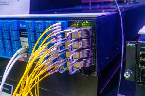 Delta Shows Broadcom 128 Port 400gbe Co Packaged Optics Switch With