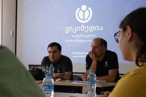 ბესიკ ბესიკ ნიპარიშვილის კასპის სკოლა გიმნაზია