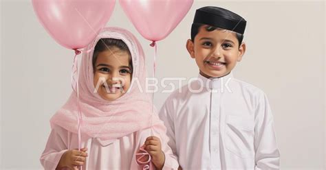 التحضير والتجهيز للاحتفال بالأعياد والمناسبات الإسلامية السعيدة