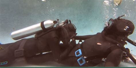 Latex Rubber Scuba Diver Sex In Vintage Gear