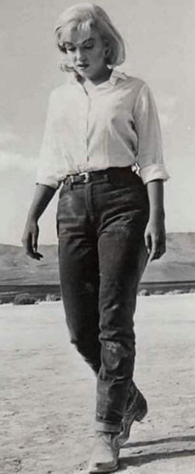 Marilyn Monroe Pictures Porn Pictures Xxx Photos Sex Images 3938276