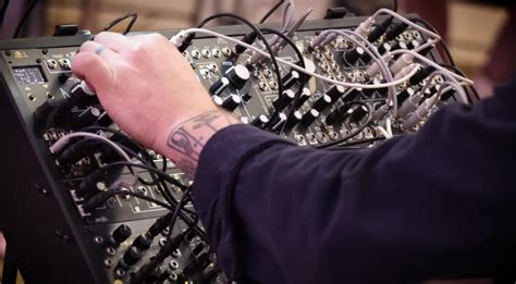 New Stereo Make Noise Cv Bus Rmodular