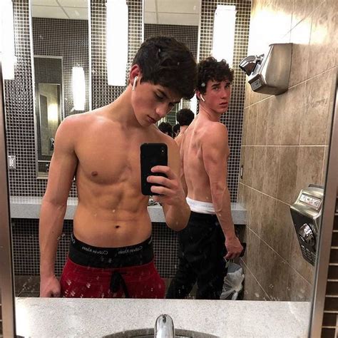 Picture Of Hunter Rowland In General Pictures Ti4u1682791608