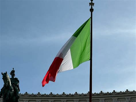 Почетна • Centar Mk Вести бизнис забава спорт