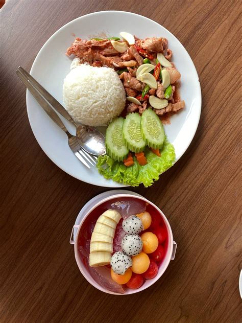 ข้าวหมูเต้ายู้ ร้าน โกปี้เตี่ยม บาย วิไล Kopitiam By Wilai Wongnai