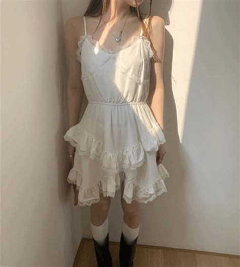 [섹시러블리] 언발 레이스 미니 끈 원피스 레이어드 끈조절가능 에이블리