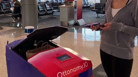 Conozca A Ottobot El Robot Que Le Lleva Las Compras Sin Que Se Mueva En Los Aeropuertos Infobae