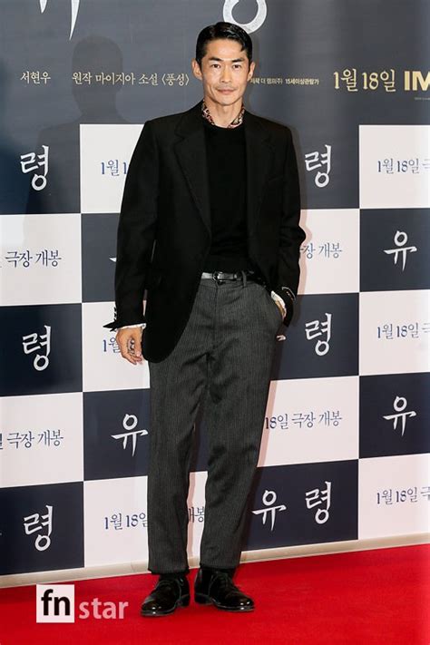 포토 배정남 코트로 완성한 카리스마 Fn스타