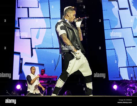 Jls Performing On Their Evolution Tour At Liverpool Echo Arena Featuring Aston Merrygold
