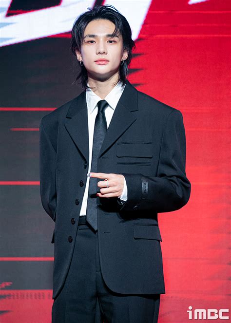 [포토] 스트레이키즈 현진 고양이 하트