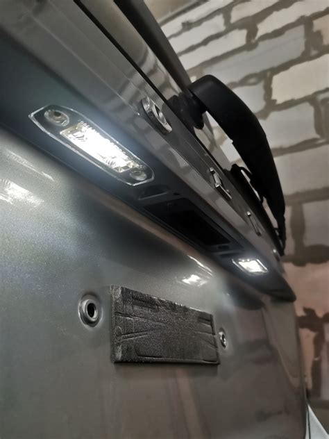 Подсветка заднего номера — Volvo V50, 2,4 л, 2009 года | другое | DRIVE2