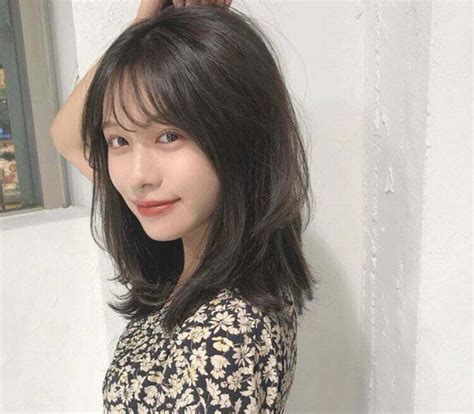 Điểm qua 10 kiểu tóc ngang vai tỉa Layer đẹp hiện đại