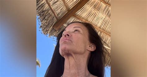 Model Janice Dickinson Poses For Makeup Free Beach Selfies