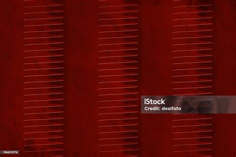 어두운 적갈색 붉은 색 그라데이션 빈 그런지 질감 수평 배경의 벡터 벽지 세 개의 열 또는 줄무늬의 늑골이 있는 기울어진 줄무늬 패턴 배경 주제에 대한 스톡 벡터 아트 및