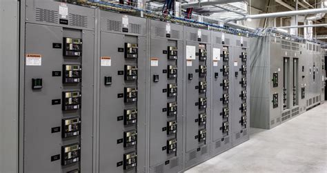 cummins opens a new microgrid testing laboratory lift and access