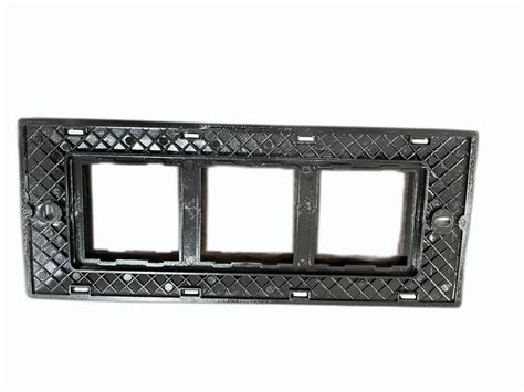 6 Modular Polycarbonate Plate At ₹ 30 Piece Rohini Sector 24 New