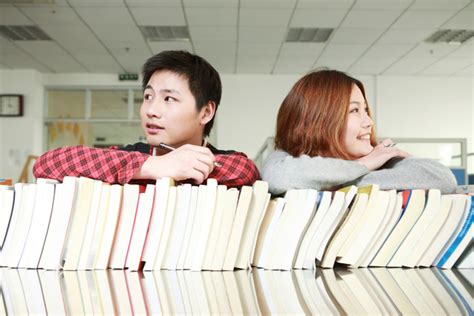 Секс в библиотеке можно но осторожно Ivona Ua