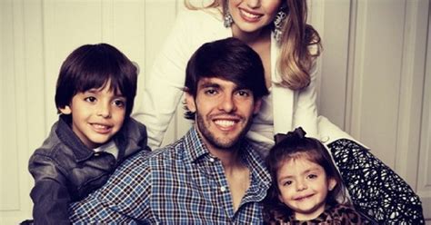 브라질 축구선수 카카 9년 만에 이혼각자의 삶 살기로 왜