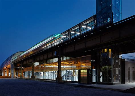 Ross Barney Wraps A Chicago Rail Station In A Perforated Tube