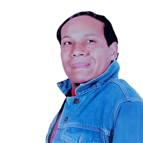 شبيه عادل إمام