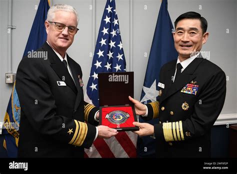 Patuxent River Jan 31 2024 Republic Of Korea Chief Of Naval Operations Adm Yang Yong Mo