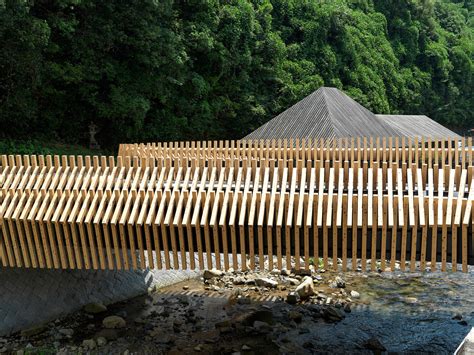 Kengo Kumas Kusugibashi Bridge In Japan Merges Carpentry Skills And Computational Design