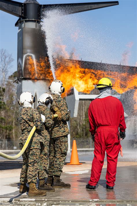 Dvids Images 26th Meu Marines Conduct Shipboard Fire Fighting Training [image 4 Of 7]