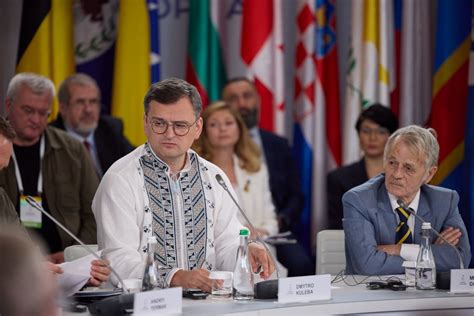 У Києві відбувся другий саміт «Кримської платформи ВІДЕО Детектор медіа