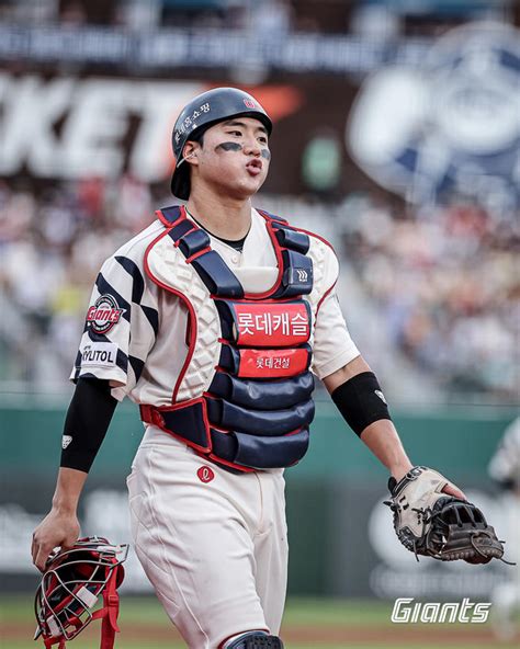 스경x인터뷰 롯데 손성빈은 천천히 개막 향해 가는 중 김태형 감독님이 하신 말씀 이제야 이해가 됩니다”