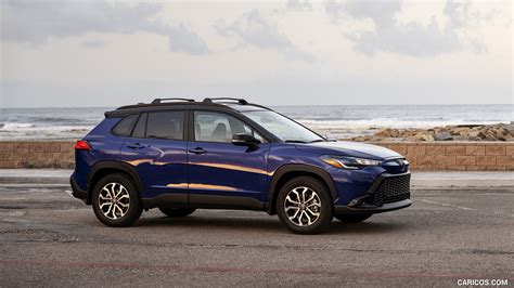 Toyota Corolla Cross Hybrid MY SE Color Blue Crush Metallic Front Three Quarter