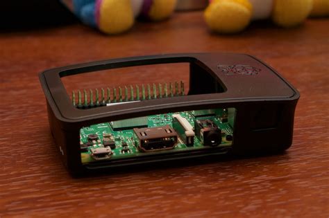 Guidemaster One Upping The NES Classic Edition With The Raspberry Pi And RetroPie Ars Technica