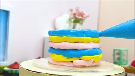 کیت کت جدیدتزئین کیک رنگی رنگی کیت کتی