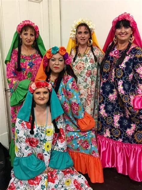 Egyptian Folklore Traditional Clothes Egyptian Dress ازياء مصريه