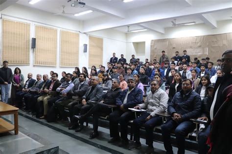 One Week Hands On Workshop On Vlsi Design Was Inaugurated By Dr