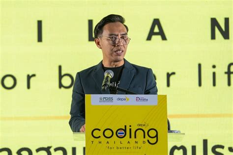 ผู้หญิง ดีป้า จัดกิจกรรม coding bootcamp and roadshow สร้างรากฐาน